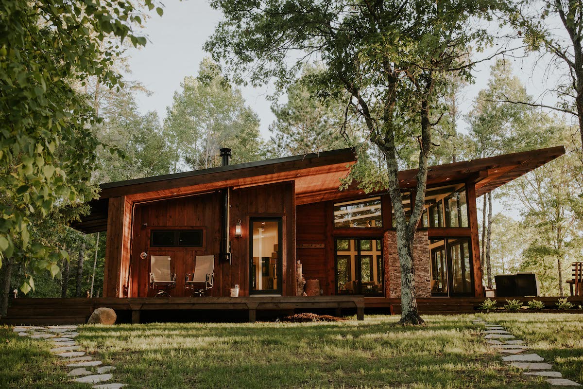 ON LOCATION: Wisdom Woods Photoshoot – Great Lakes