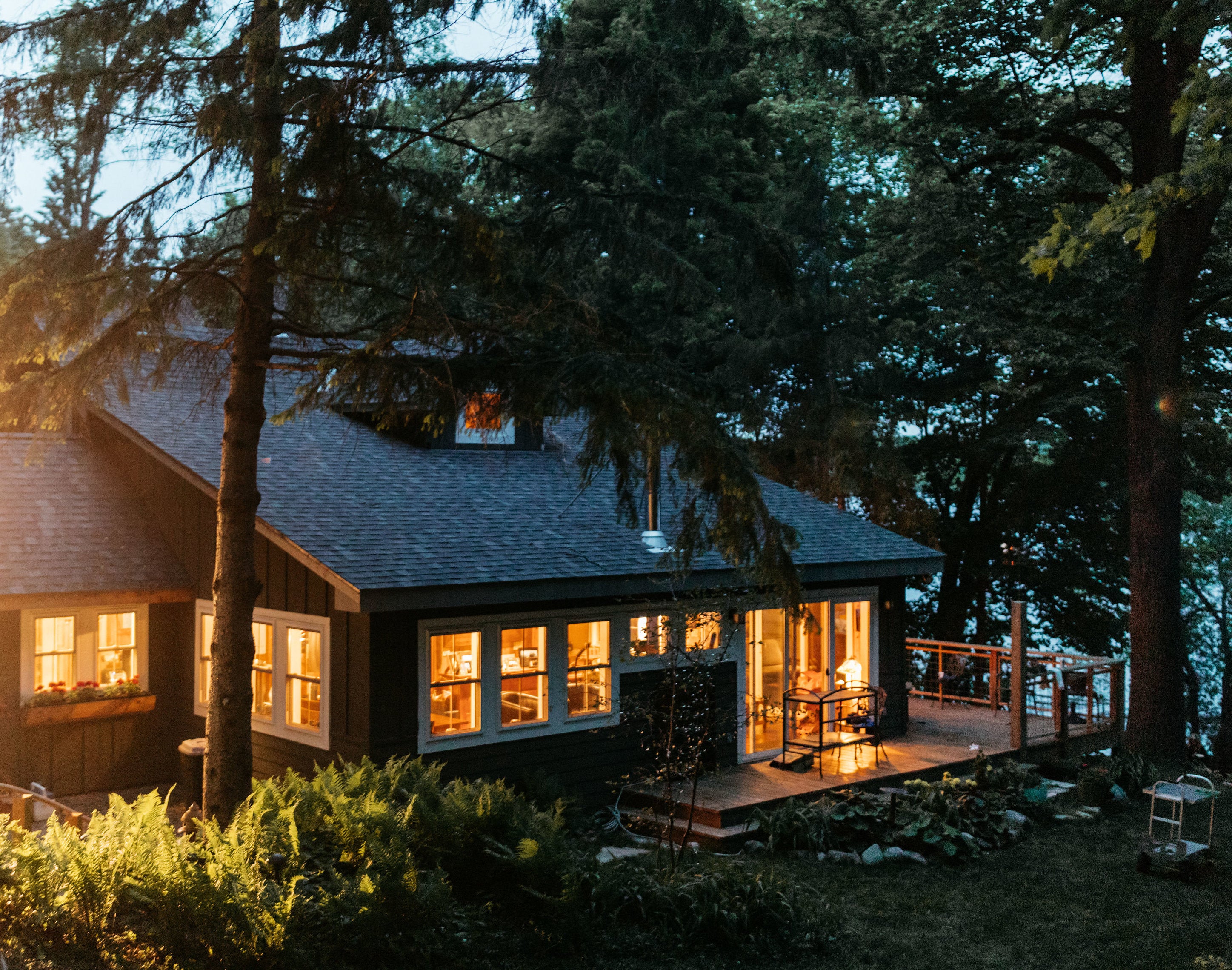 The Great Cabin vs. Cottage Debate – Great Lakes